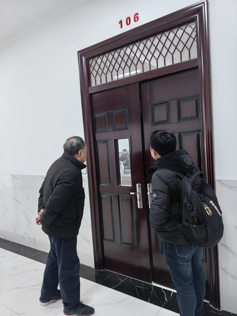 商学院领导深入课堂开展巡课工作